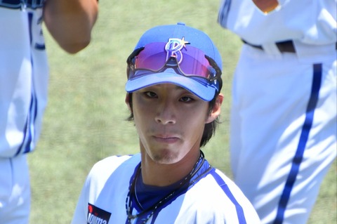 度会隆輝さん、ヒゲを伸ばし始める : ベイスターズ速報＠なんJ