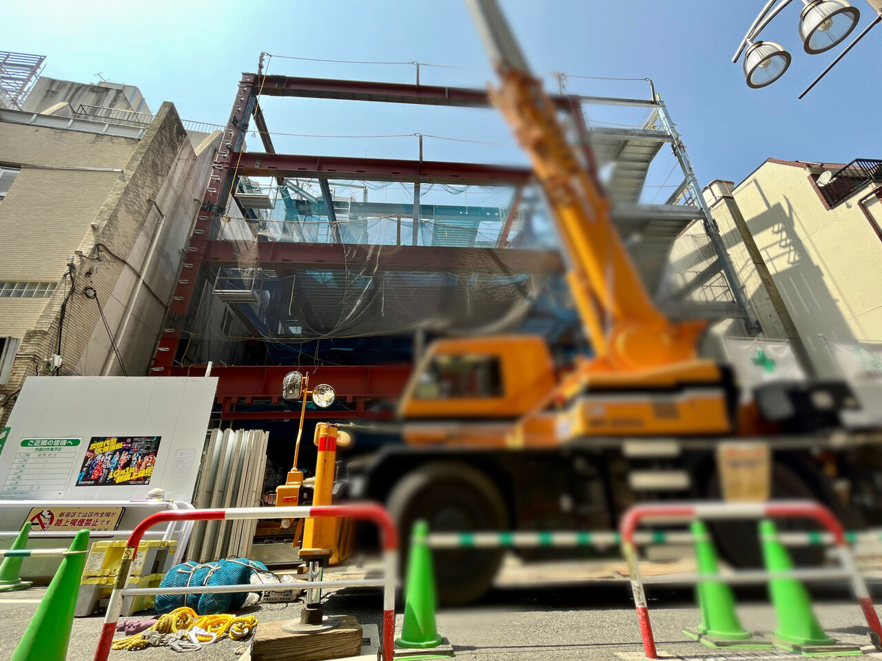 歌舞伎町に『ハナミチ東京 歌舞伎町（HANAMICHI TOKYO KABUKICHO）』なるランドマークビルがオープンするらしい。8月末竣工 ...