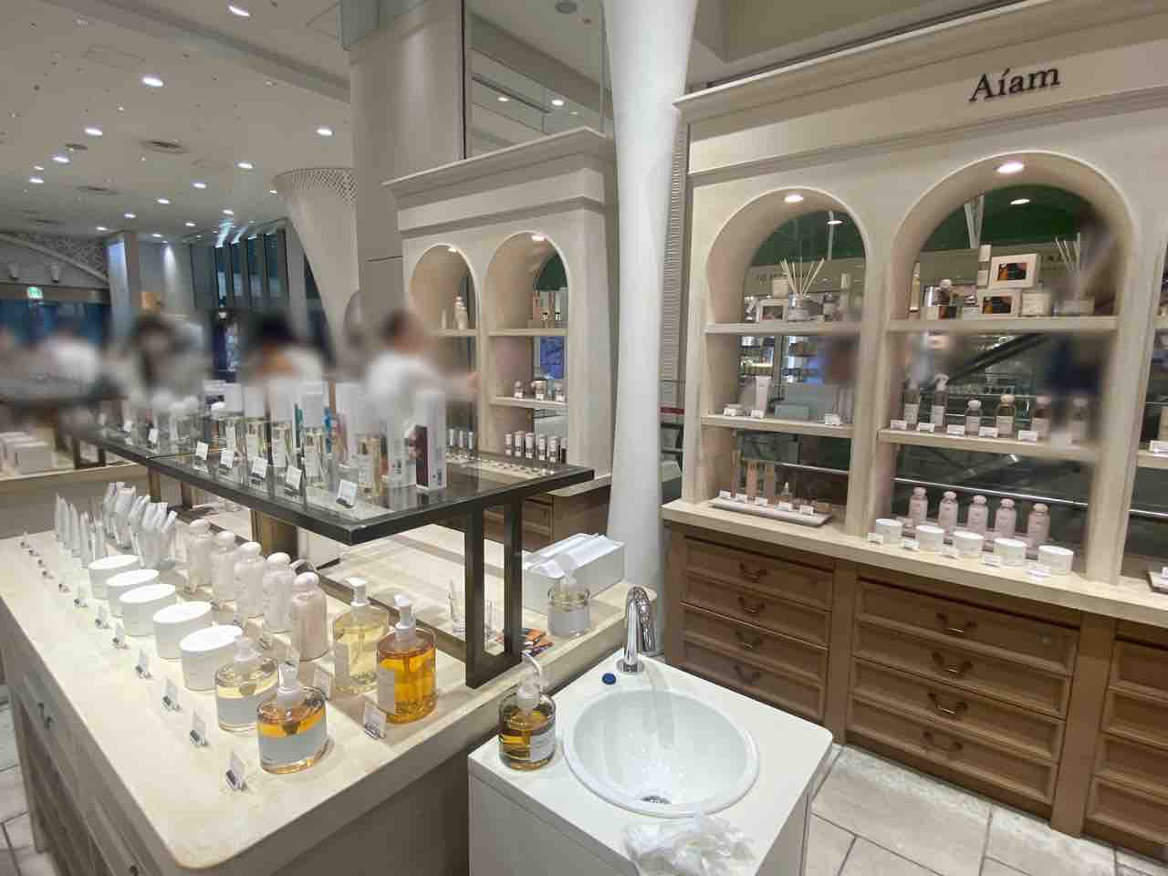 【開店】『渋谷ヒカリエ ShinQs』に『Aíam 渋谷ヒカリエ シンクス店（アイアム）』がオープン！『anuans（アニュアンス）』がオープンするらしい。 : しぶやく通信 - 東京都渋谷区 ...