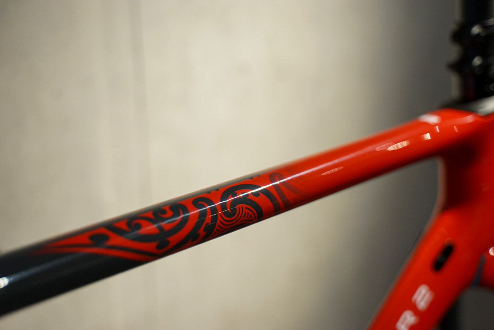 CHAPTER2 REREに待望のニューカラー RED&GREY(WHERO)登場 : K&M CYCLE BLOG