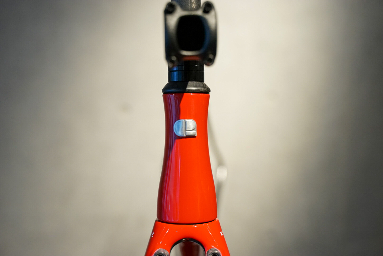 CHAPTER2 REREに待望のニューカラー RED&GREY(WHERO)登場 : K&M CYCLE BLOG