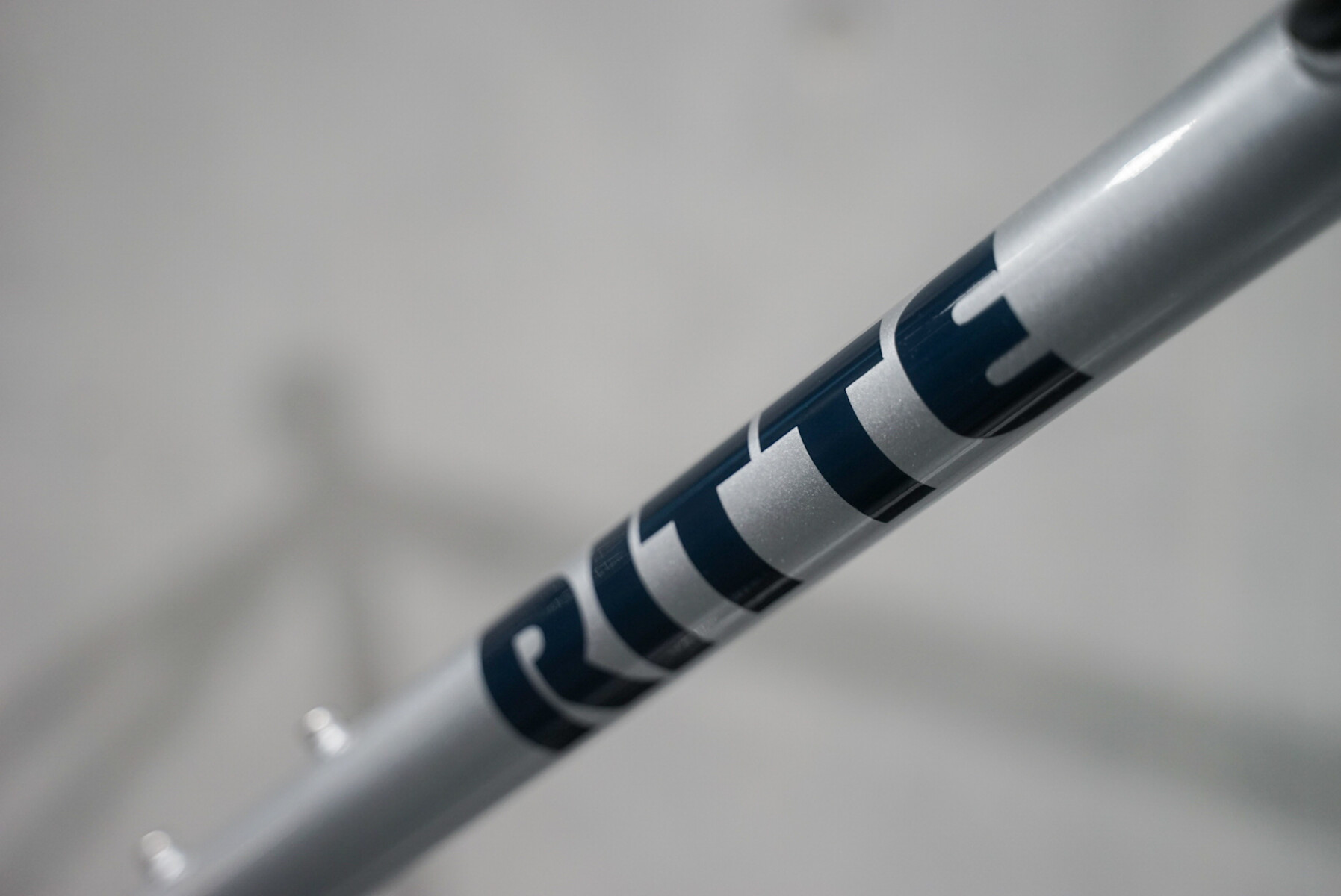 RITTEが提案する現代のスチールロード"PHANTOM"フレーム入荷 : K&M CYCLE BLOG