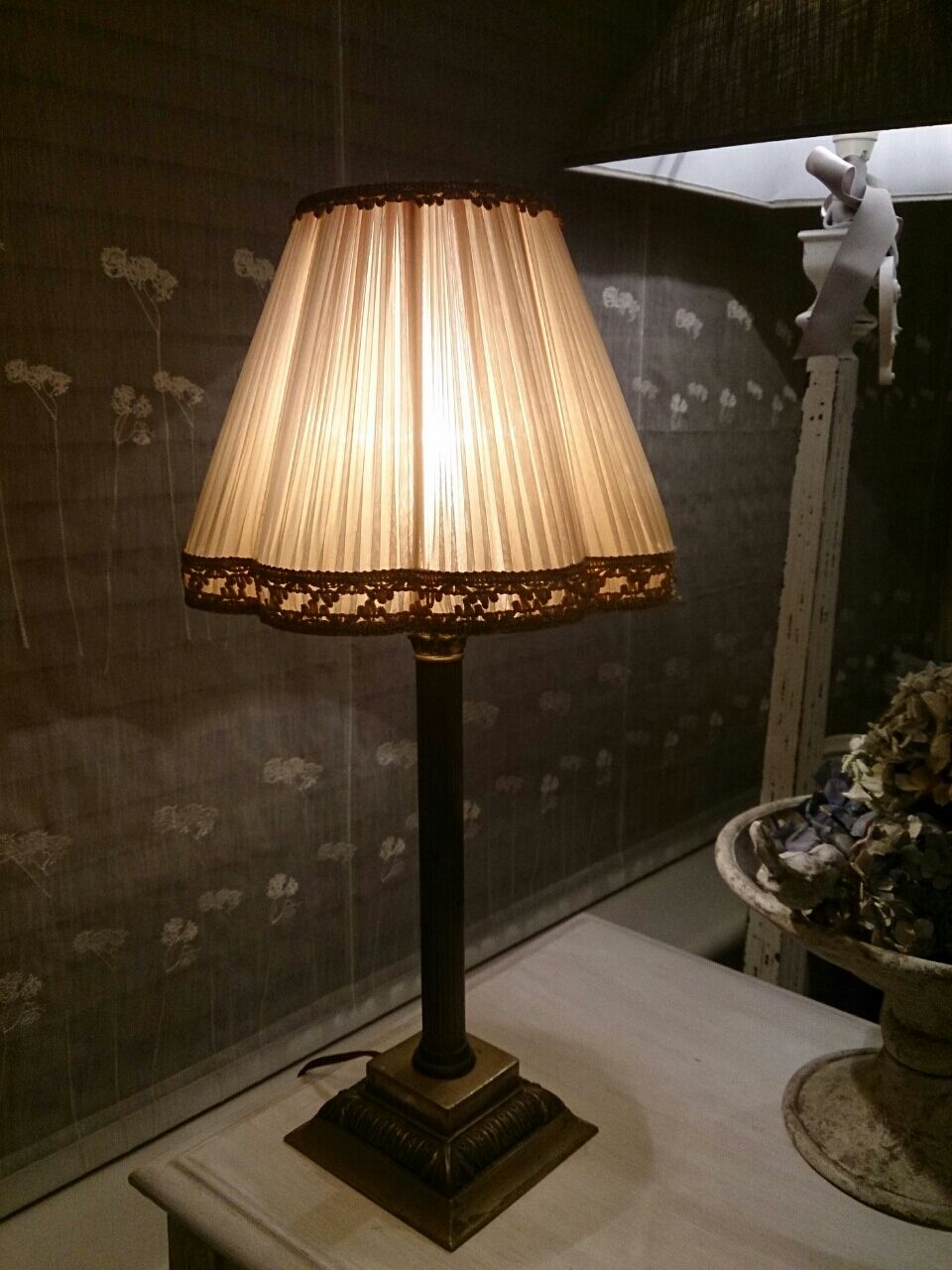 アンティークテーブルランプ : Torico-lore