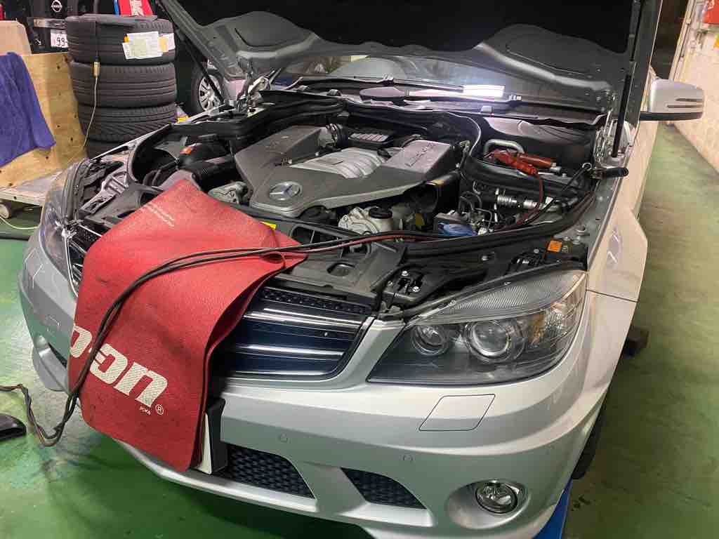 メルセデスベンツ W204 C63 ABS警告、ハンドル重い : 木下オートサービスのブログ