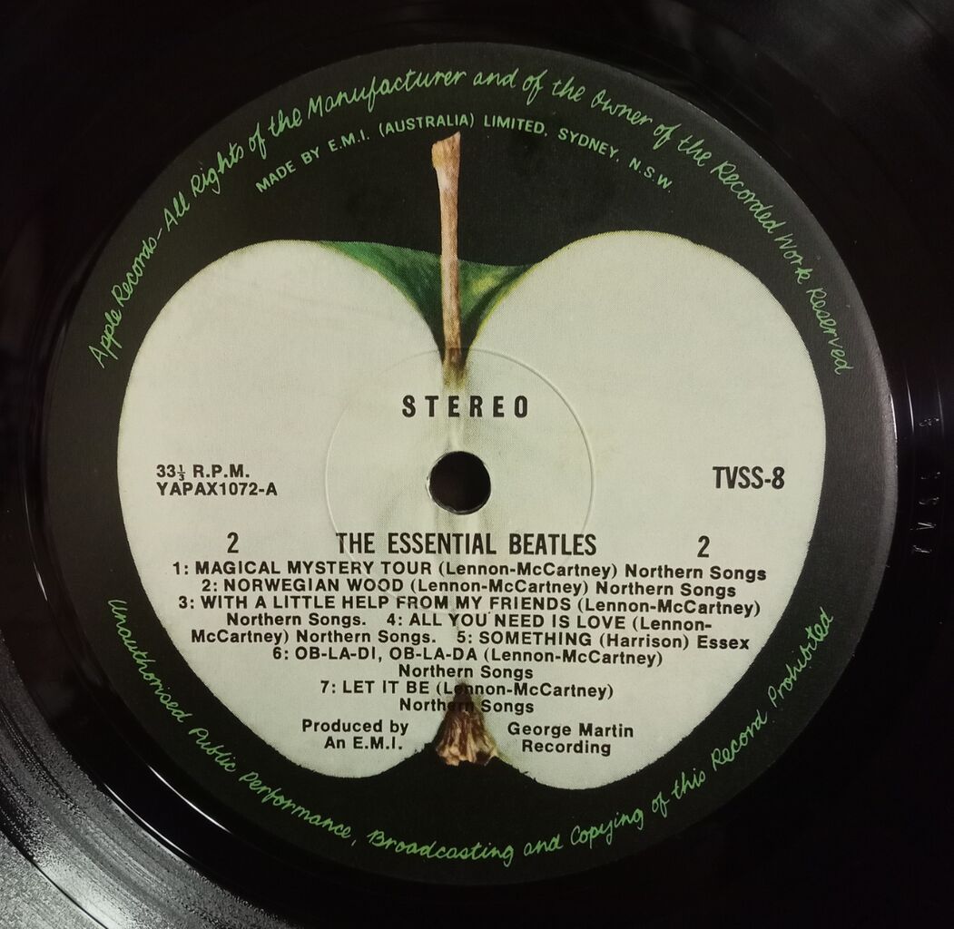ビートルズ/オーストラリア盤LP「The Essential Beatles」お薦めです！ : 柏中古レコード店 バースデーのブログ(Part2)