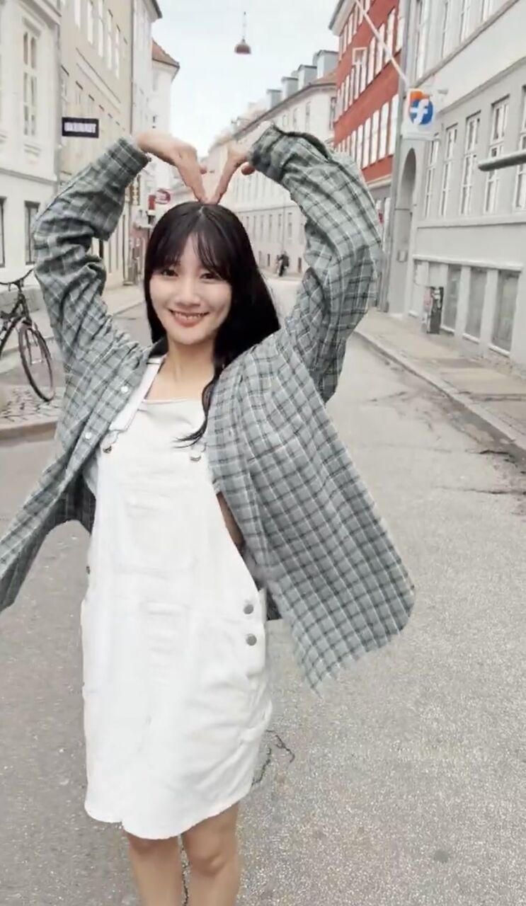 河田陽菜さん、あまりにも過激すぎる服を着せられていた : 乃木通 乃木坂46櫻坂46日向坂46