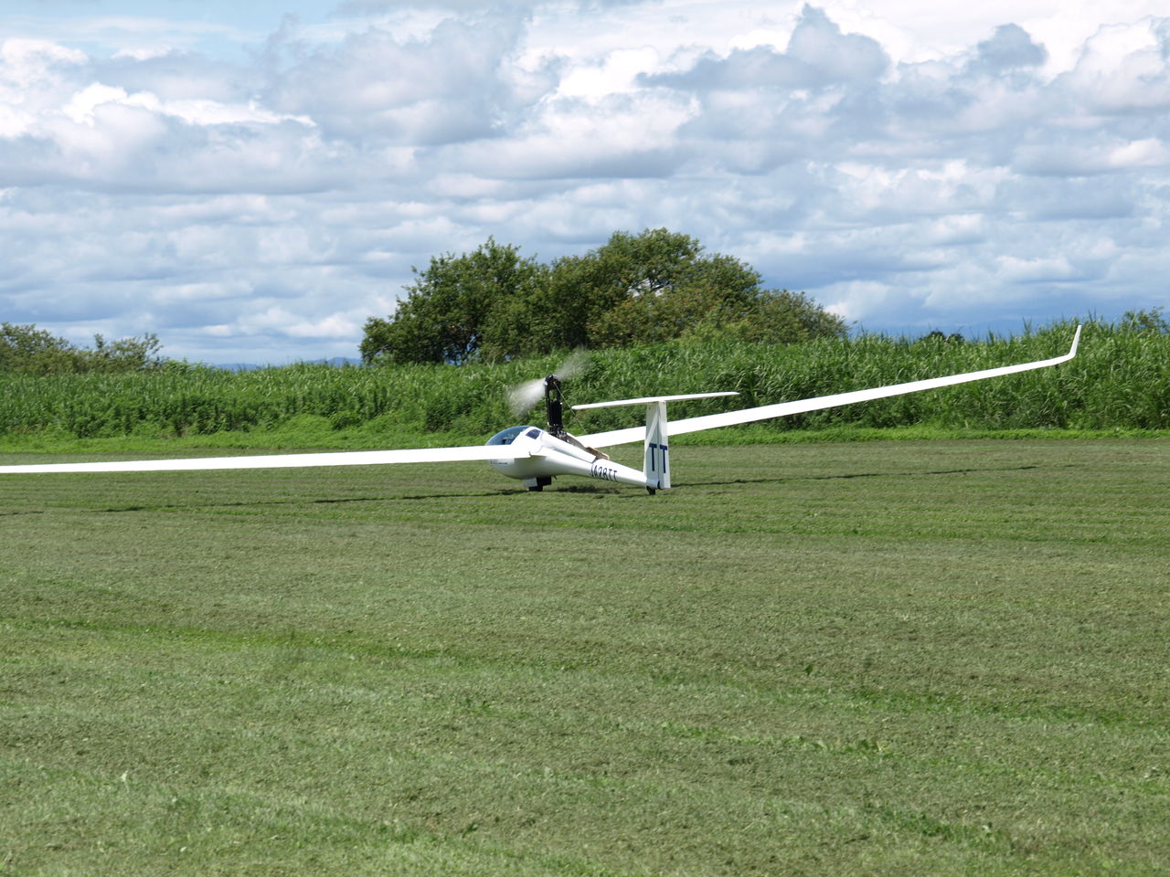 Soaring : DG808B初フライト 2014年6月29日（日）