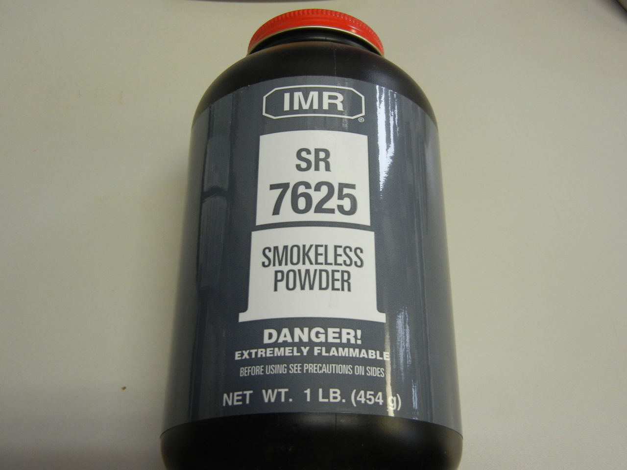 最近、入荷した実包＆火薬です☆ : 京北綜合射撃場 公式ブログ