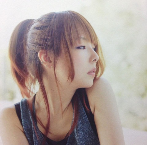 aiko、映画「名探偵コナン」と初タッグ！ 主題歌「相思相愛」が平次＆和葉の恋模様を彩る新予告 : げいのうNEWS