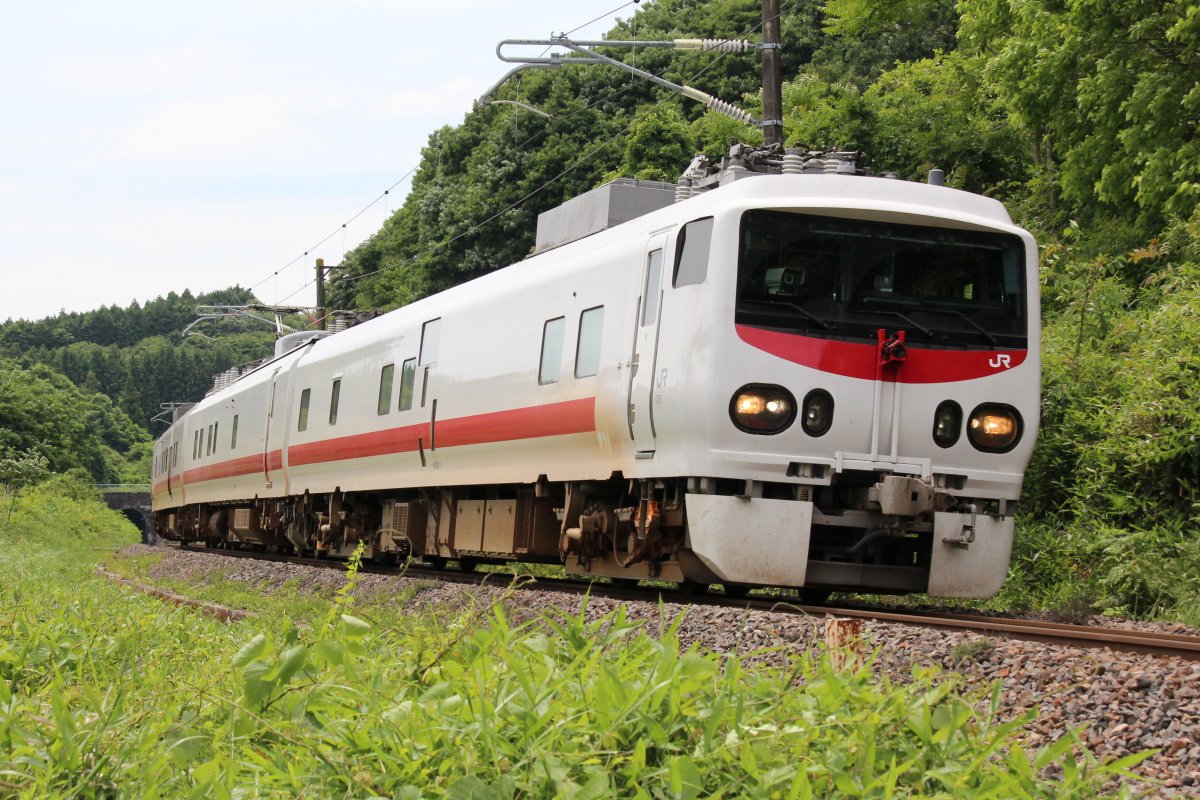 E491系検測車 KY入場？ E657系KY出場！ : 鉄道･･と にゃんこ･･･と