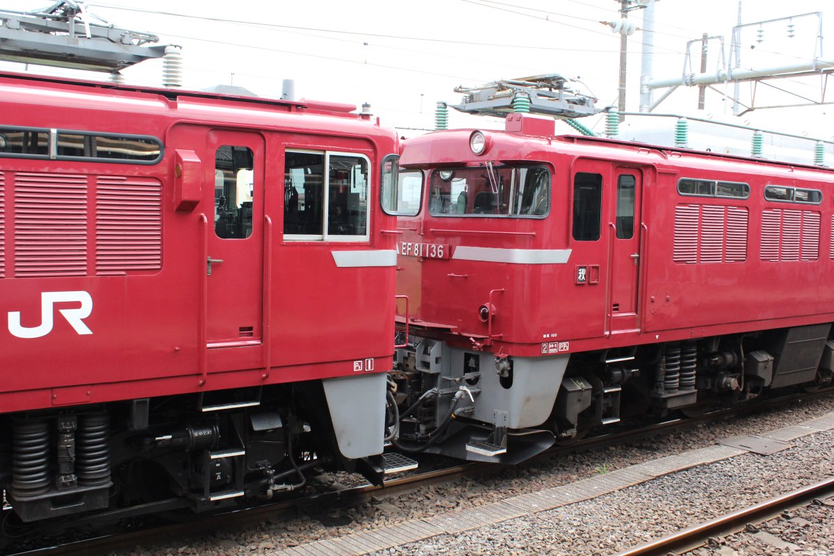 E231系U69編成 KY出場 ED75-758 AT入場 : 鉄道･･と にゃんこ･･･と