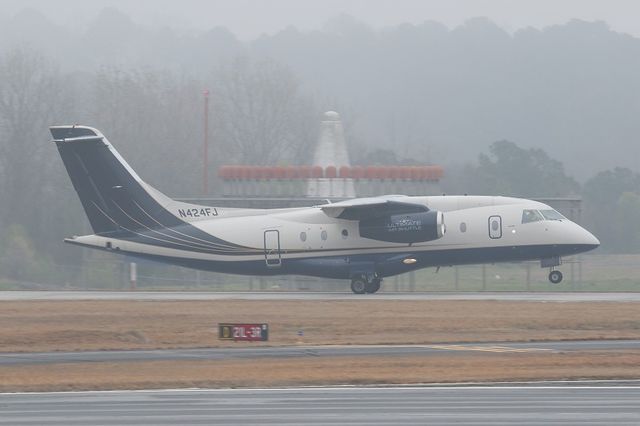 海外の飛行場 : 晴れの空blog