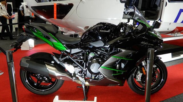 2024 国際航空宇宙展 Kawasaki K-RACER : 晴れの空blog