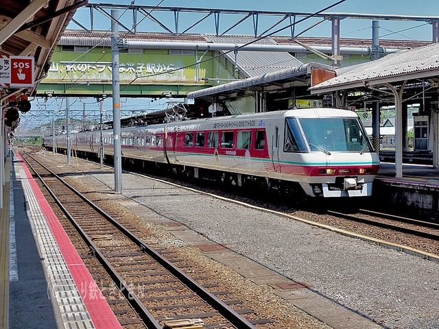 JRアーカイブ 381系増結編成 : とり鉄ときどきN