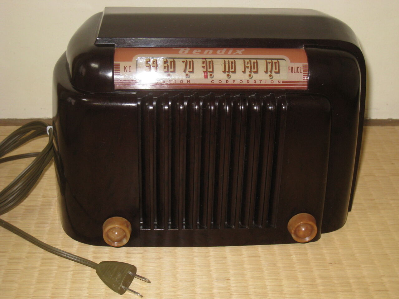 Bendix モデル0526 の外部入力増設 : 真空管ラジオ修理キッシー工房