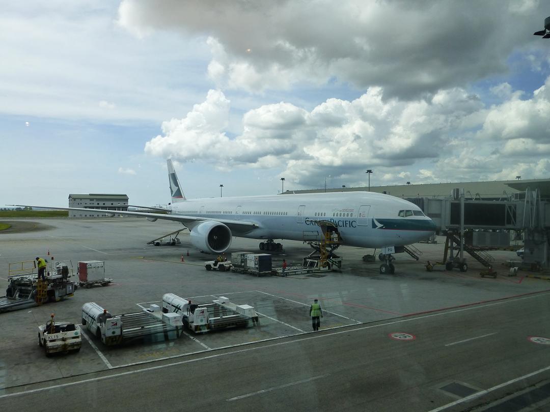 CX722便 ビジネスクラス クアラルンプール～香港 搭乗記② : トラベルラウンジ 旅とグルメ