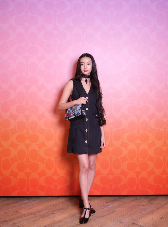 🎤Koki、COACHをまといエレガントにきめる。オールブラックの大人な姿が美しい！ : エンターテイメントまとめサイト