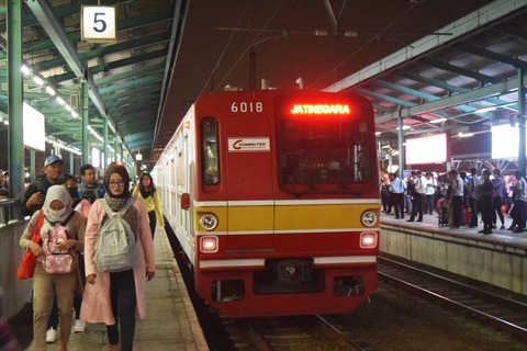 東京メトロ6000系6118F側面LED更新 : JABODETABEK COMMUTERS NEWS