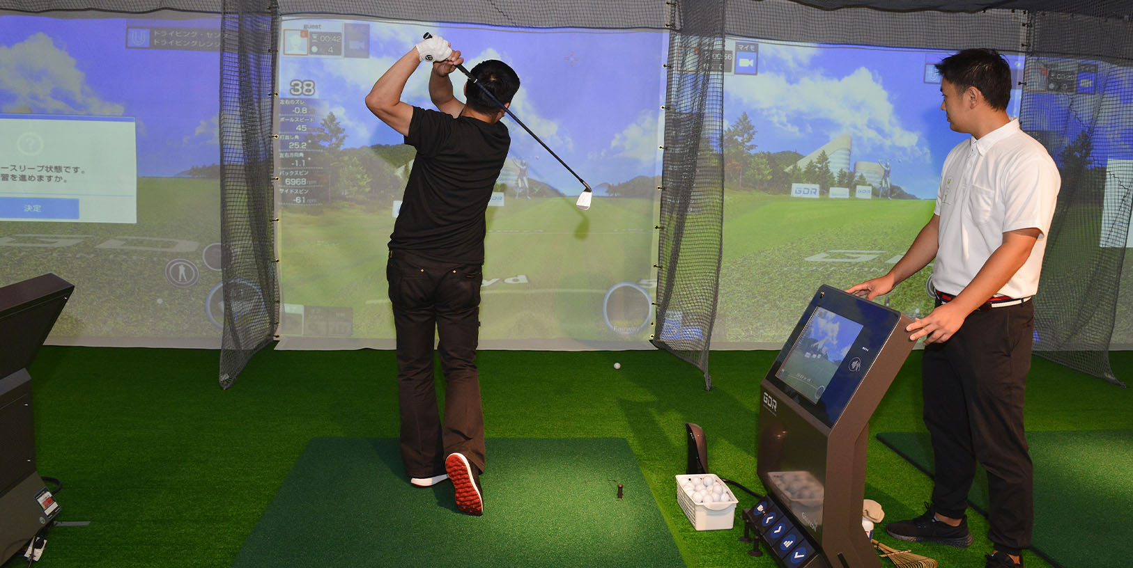 ゴルフレッスン初心者も大満足！Chicken Golf（チキンゴルフ） : ゴルフ まとめて えんじょい