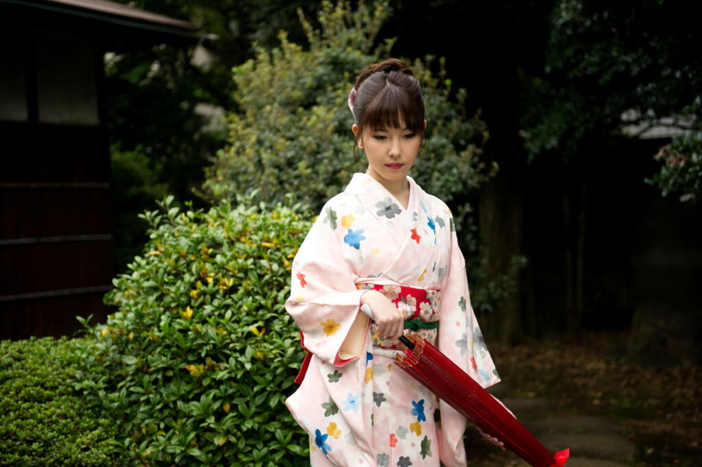着物美女緊縛投稿画像