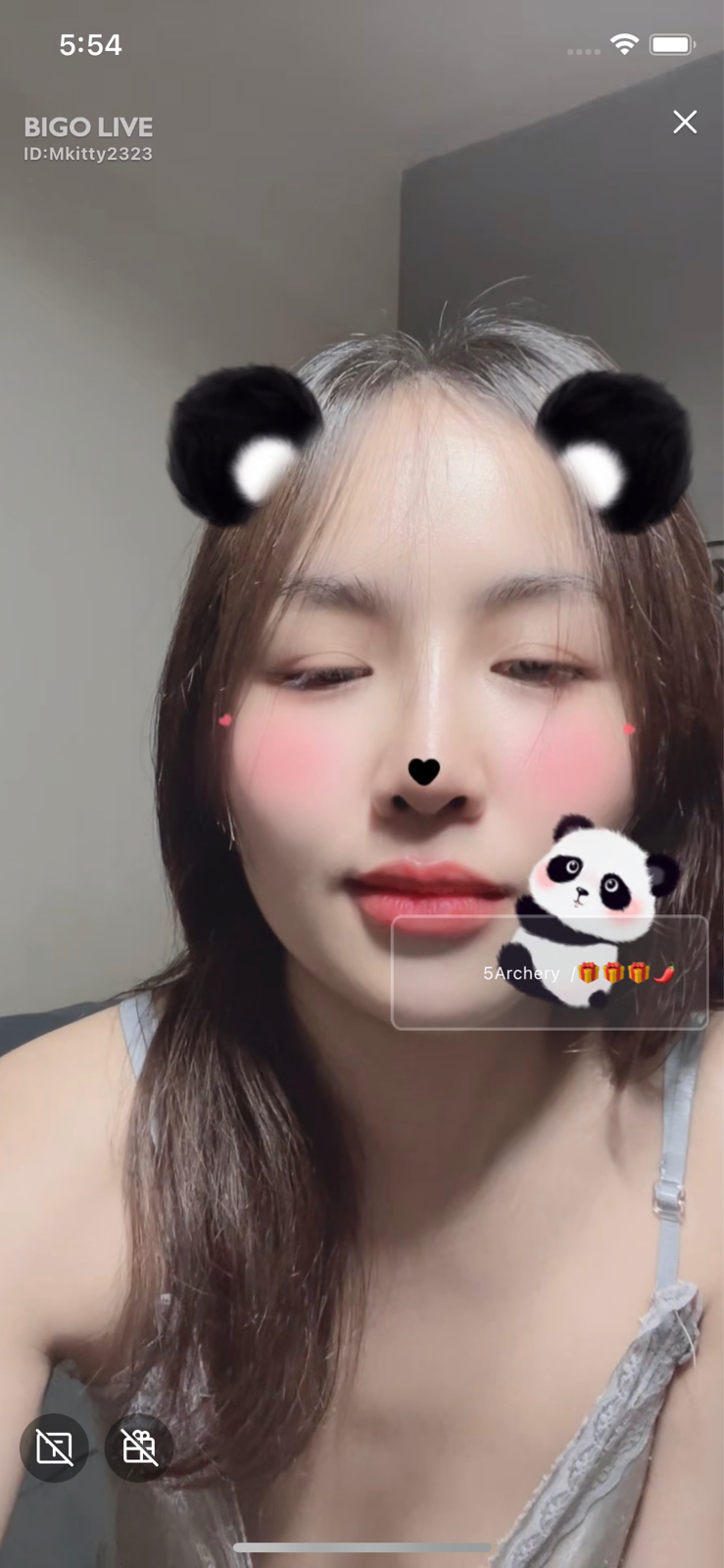 BIGO LIVEの女たち 「タイランド（Thailand、ราชอาณาจักรไทย）」 : コイワカメラの「世界の路地裏で（または女たち）」