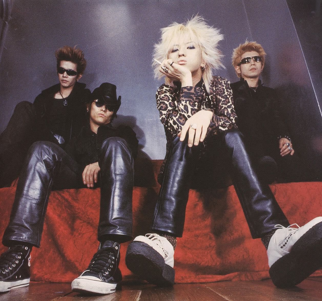 SADSのBlu-rayリリースと著名アーティストの動向を追う : ニュースチャンネル