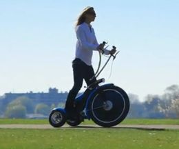 車載して運べる大人の街乗り電動三輪車 Qugo