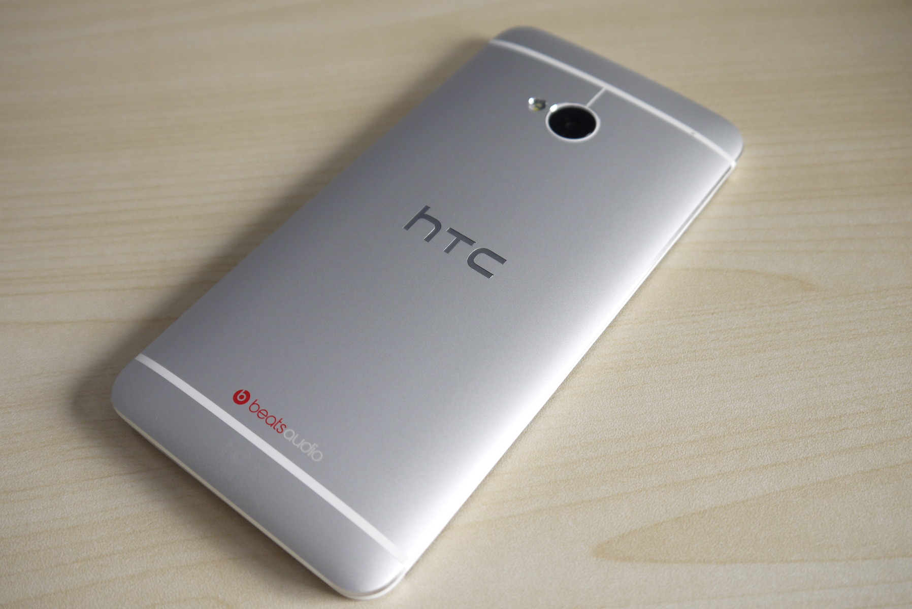 最新Nexus端末「HTC One Google Play Edition」が届いたので開封の儀:ことしつ