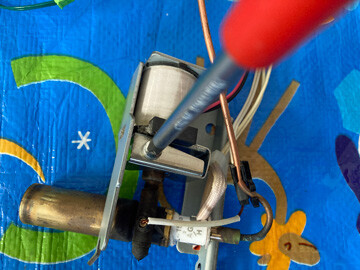 ダイニチ ファンヒーター E03、E02エラー修理 : コーキのDIY