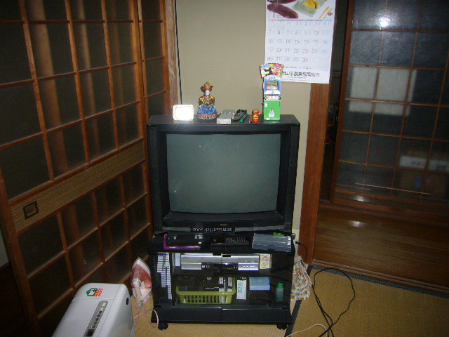 37インチ地デジ液晶テレビTOSHIBA REGZA納品 37インチ地デジ液晶テレビTOSHIBA REGZA納品