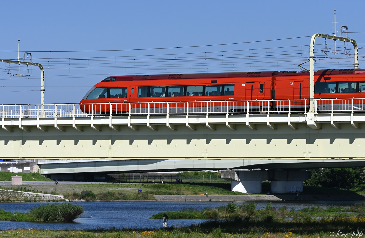 Koyapop’s LIBRARY ☆ BEAUTIFUL TRAINS +1 ☆ : 多摩川橋梁のロマンスカー GSE