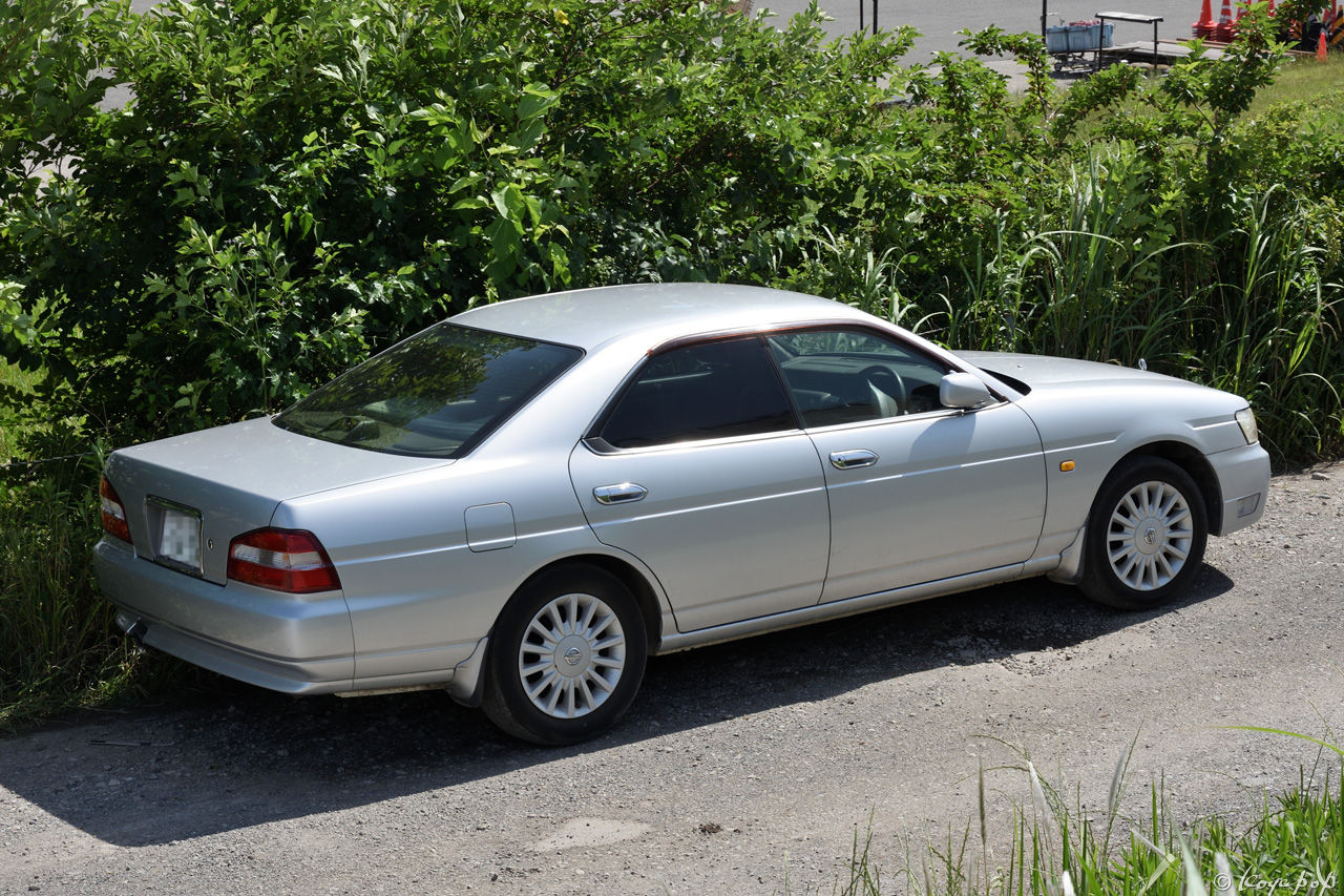 NISSAN LAUREL : ☆ BEAUTIFUL CARS OF THE ’60s +1