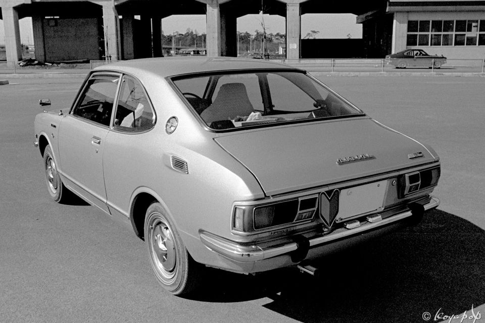 TOYOTA COROLLA : ☆ BEAUTIFUL CARS OF THE ’60s +1
