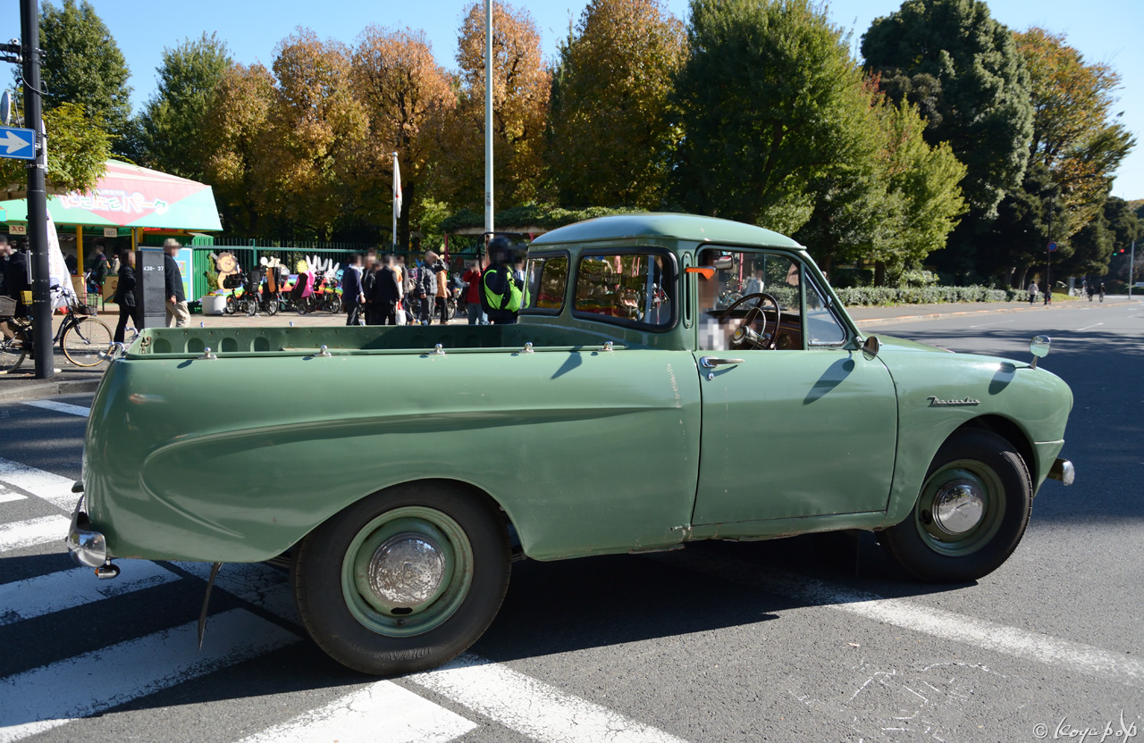 Toyopet Masterline Pickup 1955- サイドのキャラクターラインが印象的なトヨペット マスターライン ピックアップ ...