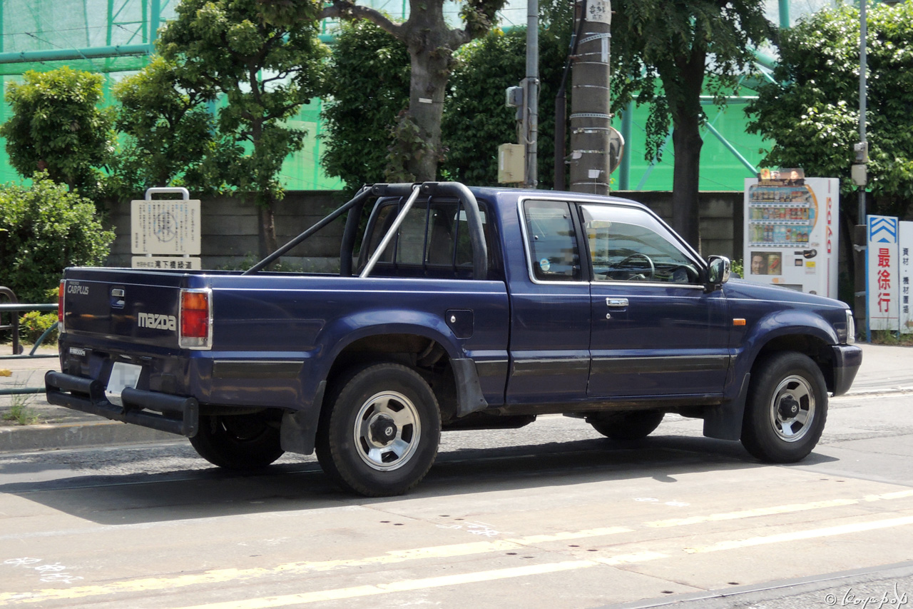 MAZDA : ☆ BEAUTIFUL CARS OF THE ’60s +1