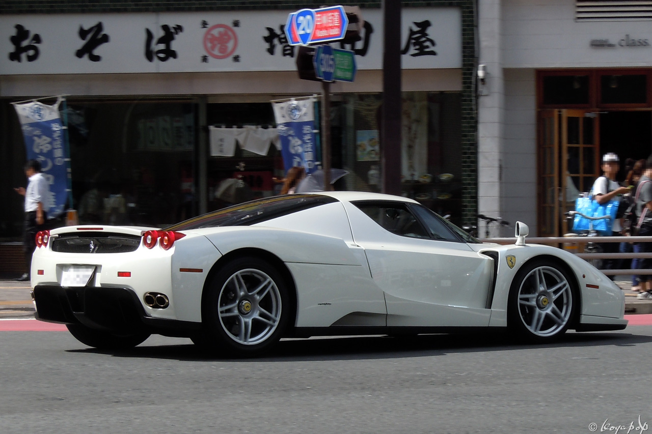 FERRARI : ☆ BEAUTIFUL CARS OF THE ’60s +1
