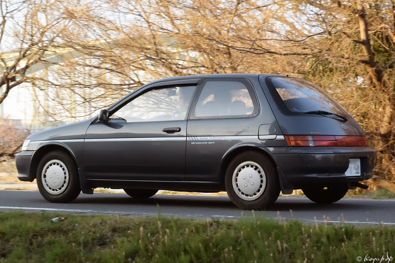 Toyota Corolla II 1990- 3代目のトヨタ カローラ II : ☆ BEAUTIFUL CARS OF THE ’60s +1