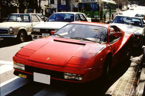 Ferrari Testarossa 1984- 大胆なボディで話題をさらったフェラーリ テスタロッサ : ☆ BEAUTIFUL CARS ...