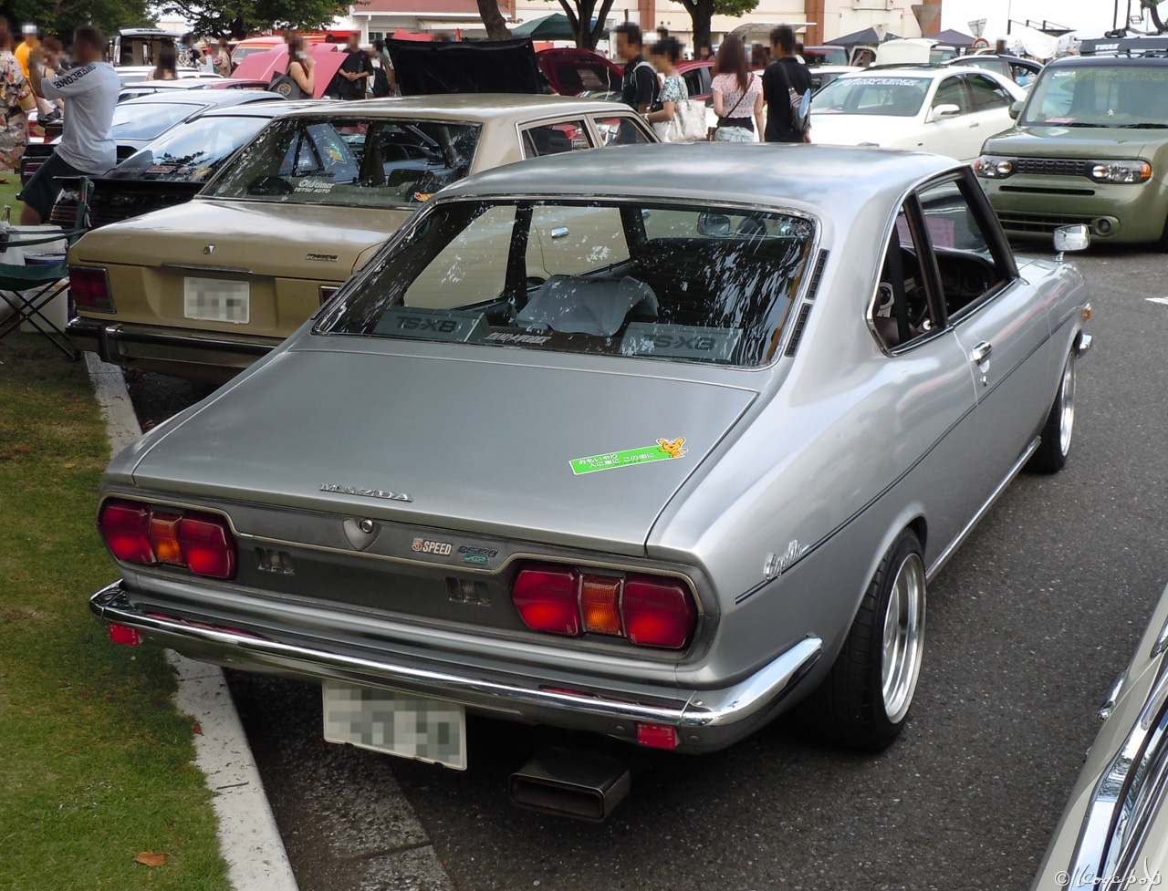 Mazda Capella 1974- 前後が変更された2代目のマツダ カペラ : ☆ BEAUTIFUL CARS OF THE ’60s +1
