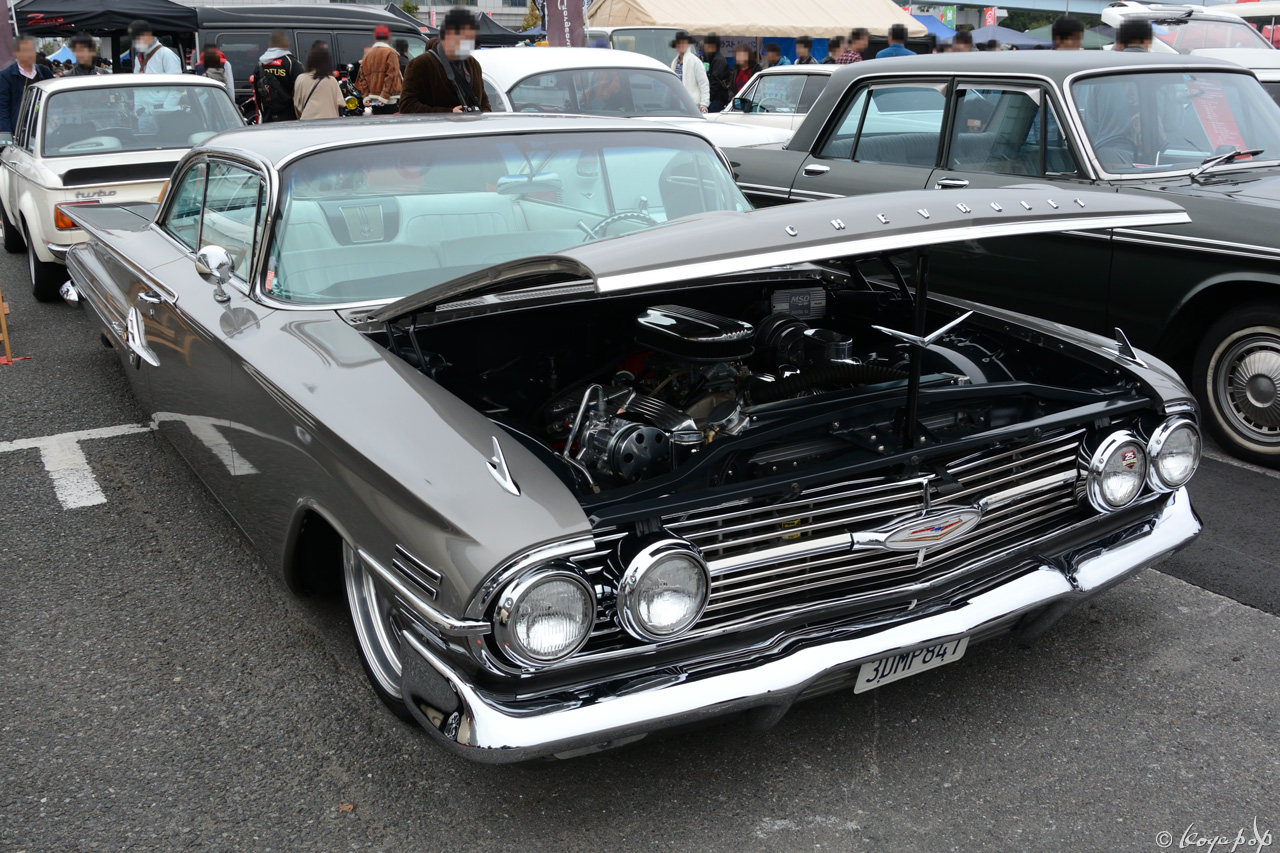 Chevrolet Impala 1960 3連のリアランプが復活した1960年型のシボレー インパラ : ☆ BEAUTIFUL CARS ...