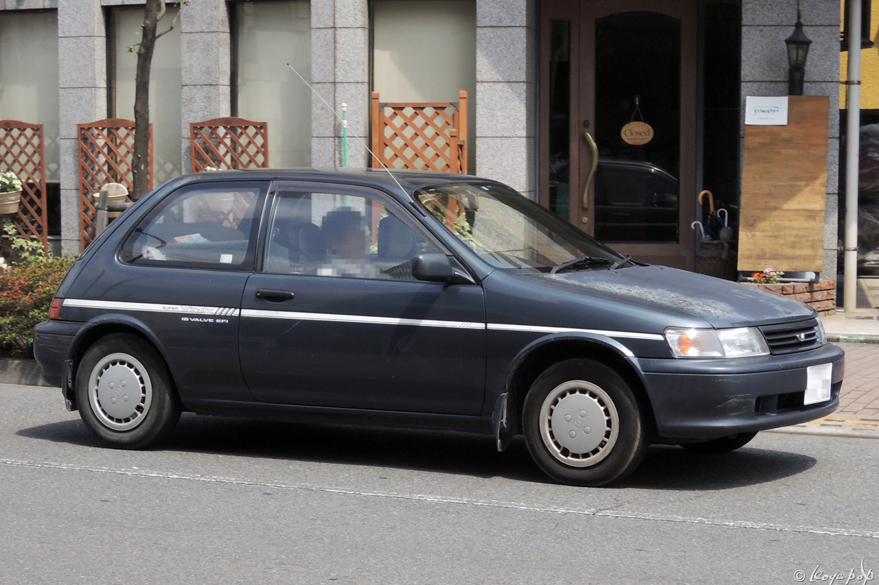 Toyota Corolla II 1990- 3代目のトヨタ カローラ II : ☆ BEAUTIFUL CARS OF THE ’60s +1
