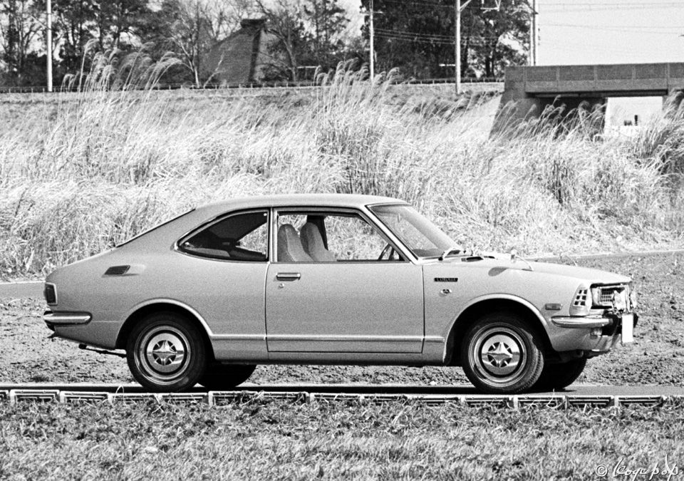 TOYOTA COROLLA : ☆ BEAUTIFUL CARS OF THE ’60s +1