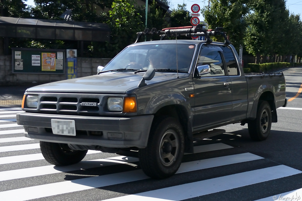 MAZDA : ☆ BEAUTIFUL CARS OF THE ’60s +1