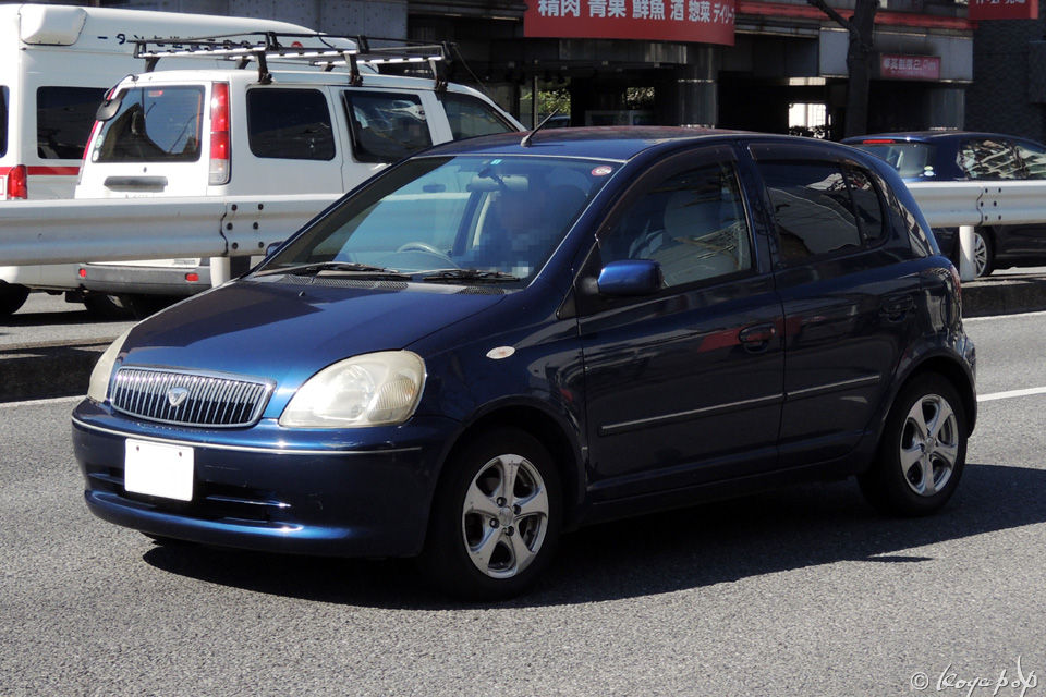 Toyota Vitz Clavia 1999- 立派なグリルをつけたトヨタ ヴィッツ クラヴィア : ☆ BEAUTIFUL CARS OF ...
