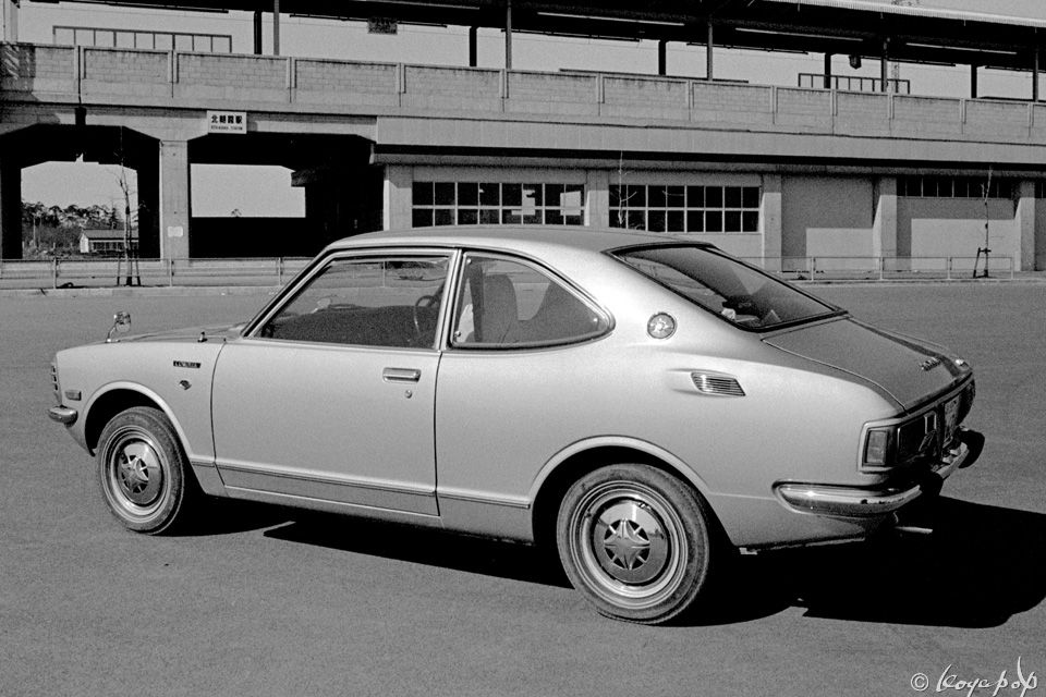 TOYOTA COROLLA : ☆ BEAUTIFUL CARS OF THE ’60s +1