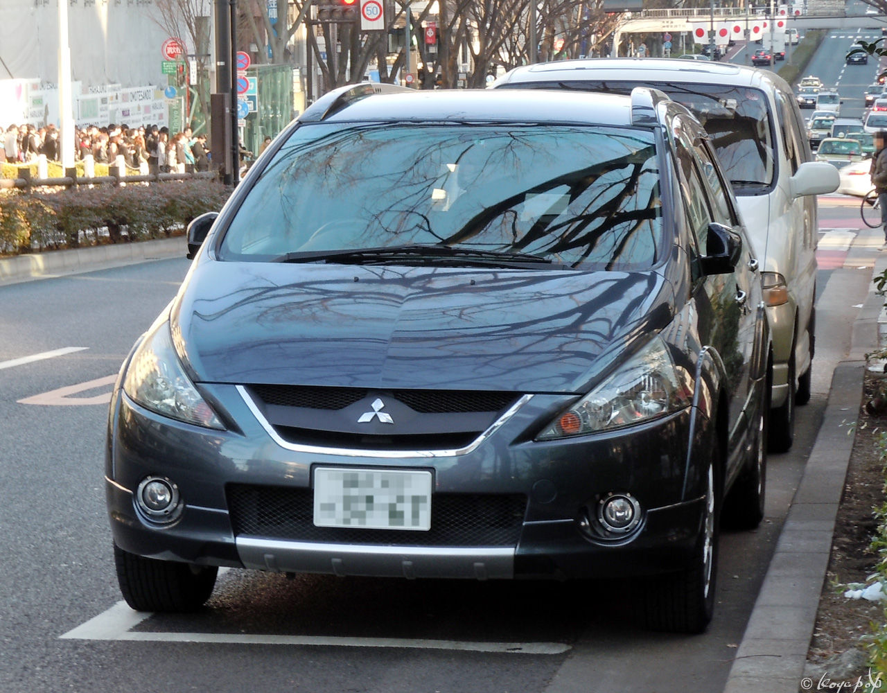 Mitsubishi Grandis 2003- 大胆なスタイリングを採用した三菱 グランディス : ☆ BEAUTIFUL CARS OF ...