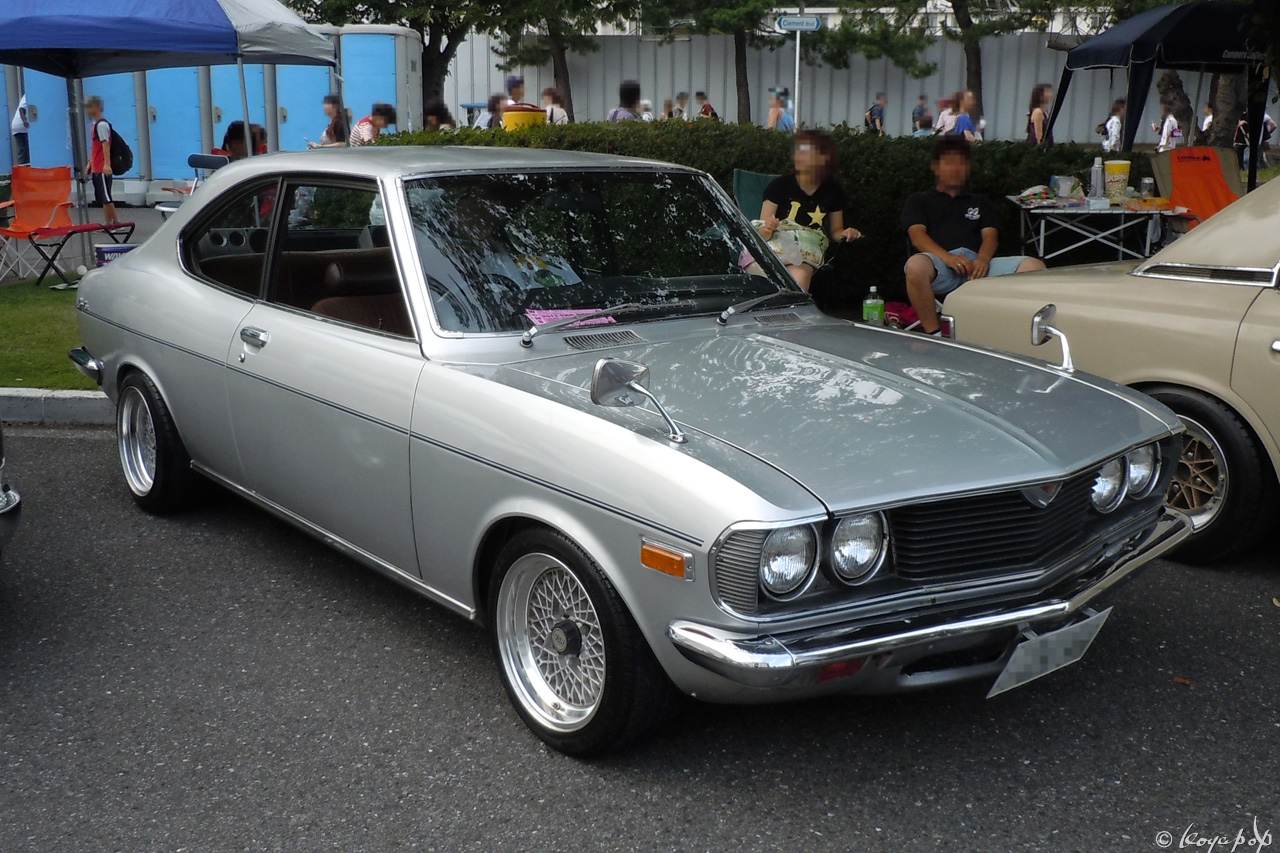 Mazda Capella 1974- 前後が変更された2代目のマツダ カペラ : ☆ BEAUTIFUL CARS OF THE ’60s +1