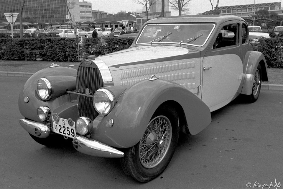 BUGATTI : ☆ BEAUTIFUL CARS OF THE ’60s +1