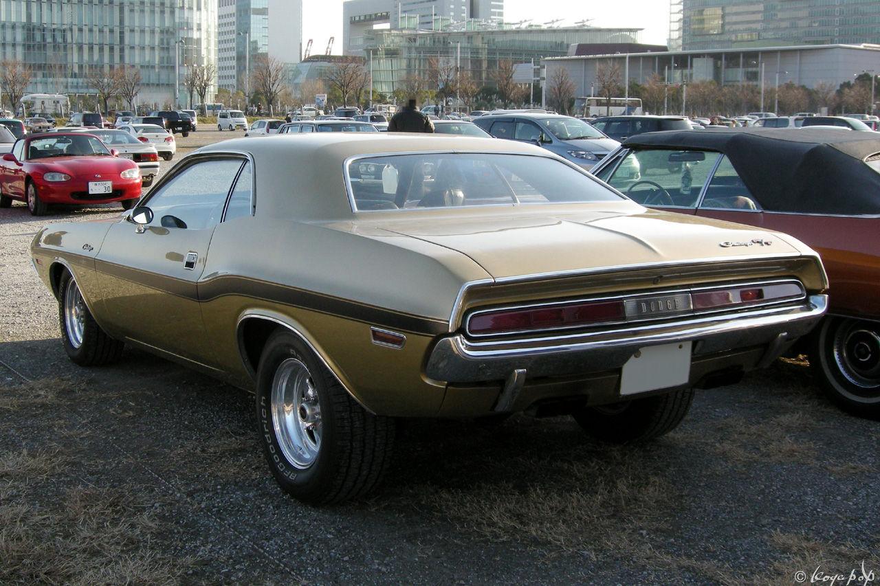 DODGE CHALLENGER : ☆ BEAUTIFUL CARS OF THE ’60s +1
