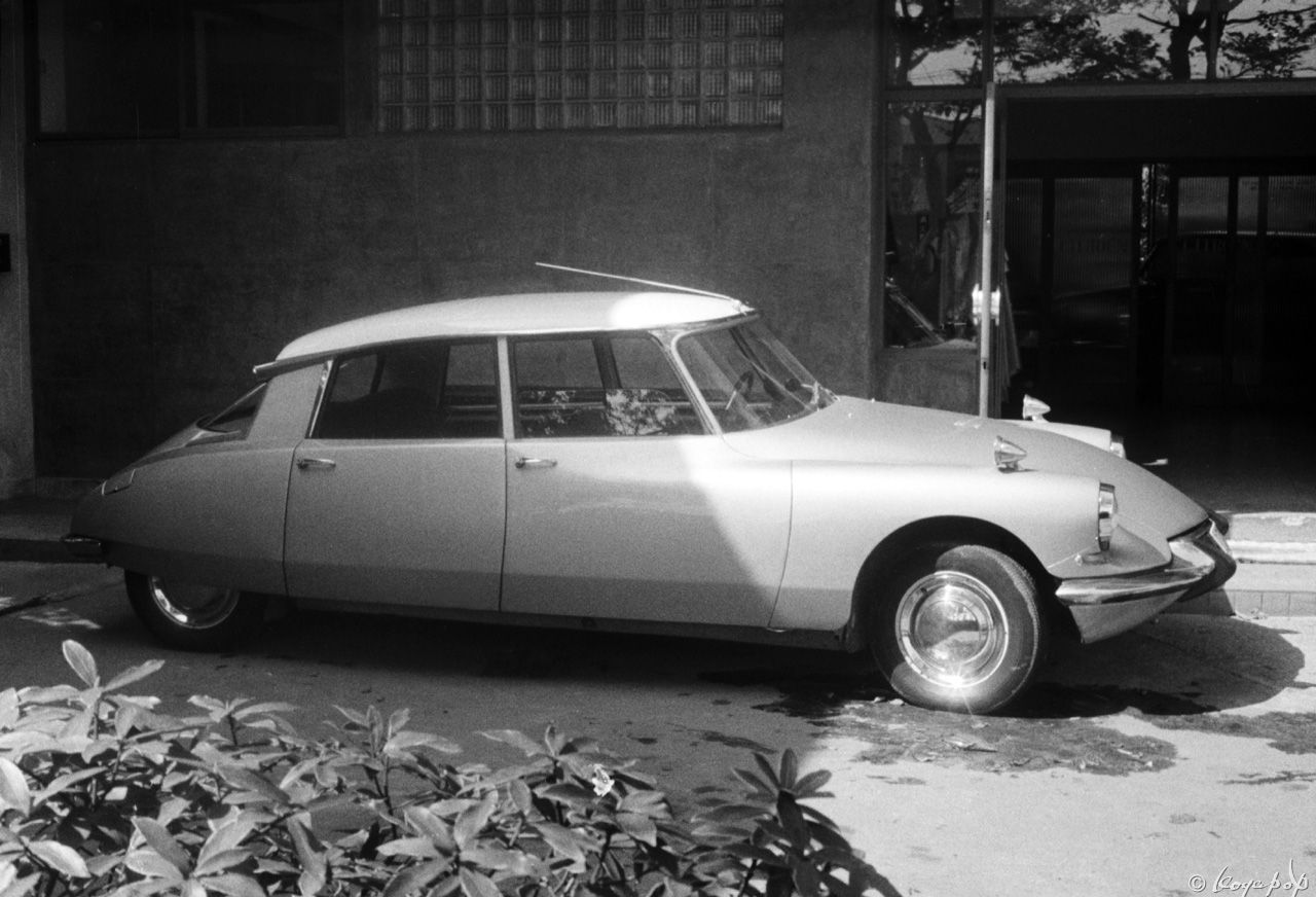 CITROEN DS : ☆ BEAUTIFUL CARS OF THE ’60s +1